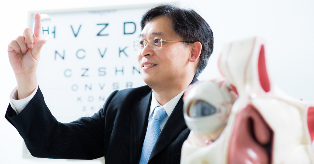 Professor To Chi-ho spearheads optometry for the benefit of society ...