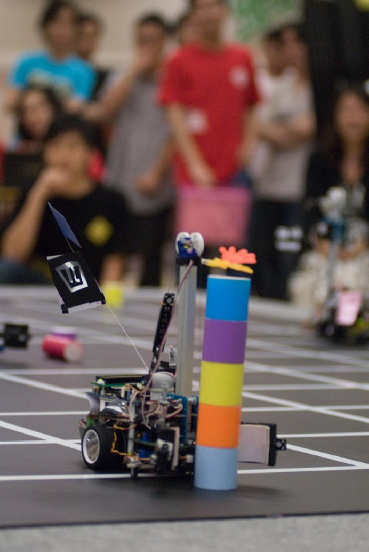 PolyU students' creativity unleashed in robotic competition - PolyU