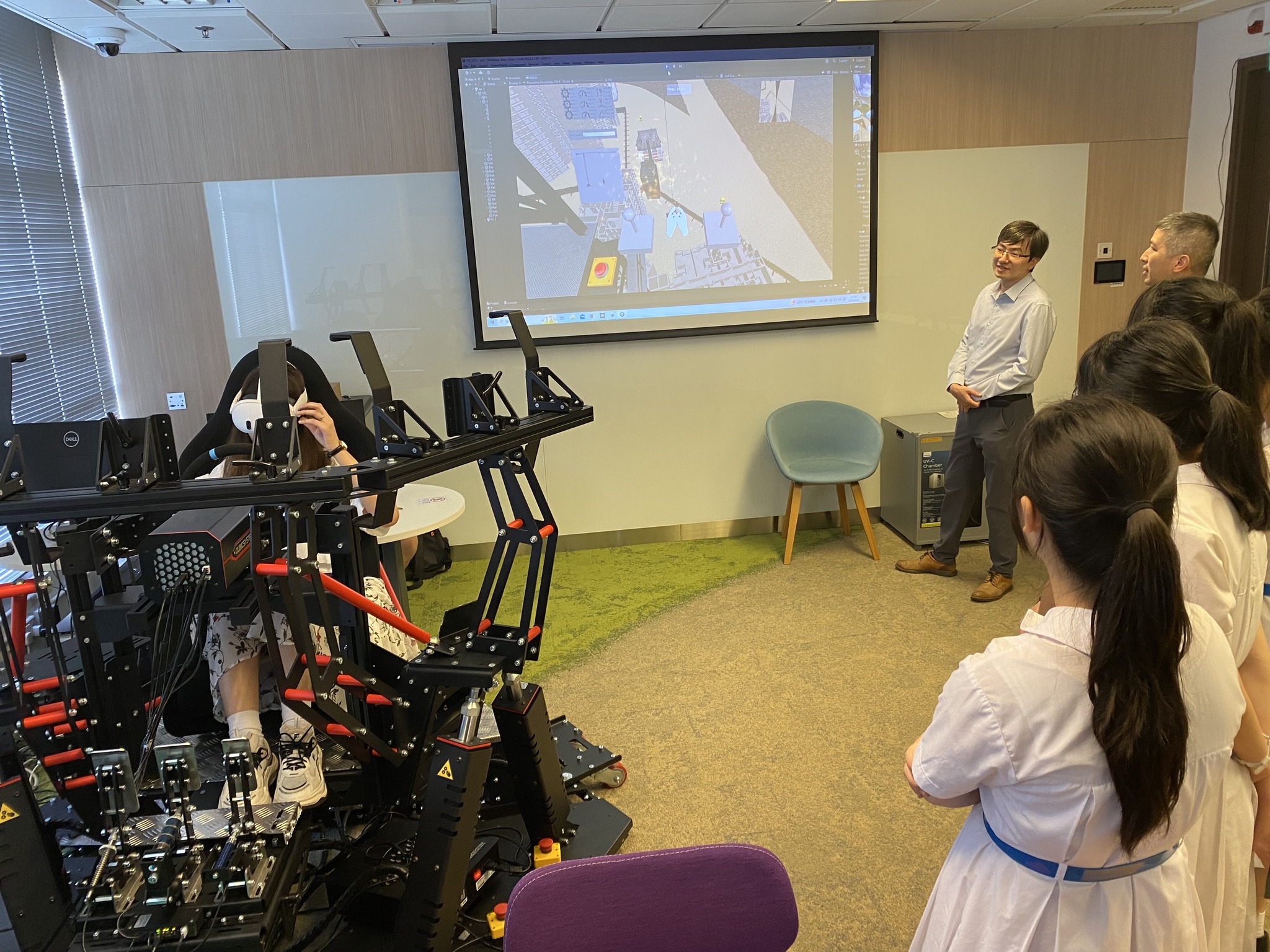 One-day University Students at BRE of PolyU