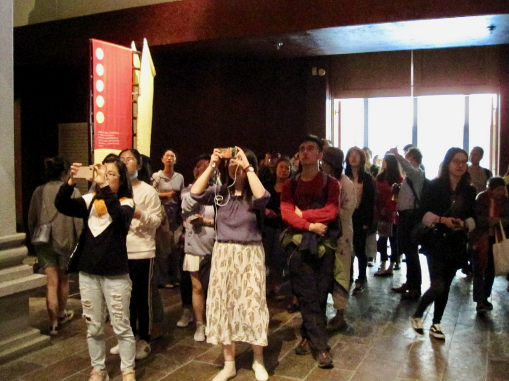 CC5002 中華文化考察 (戲曲在香港：香港文化中心與香港文化博物館的考察) | 中國歷史及文化學系