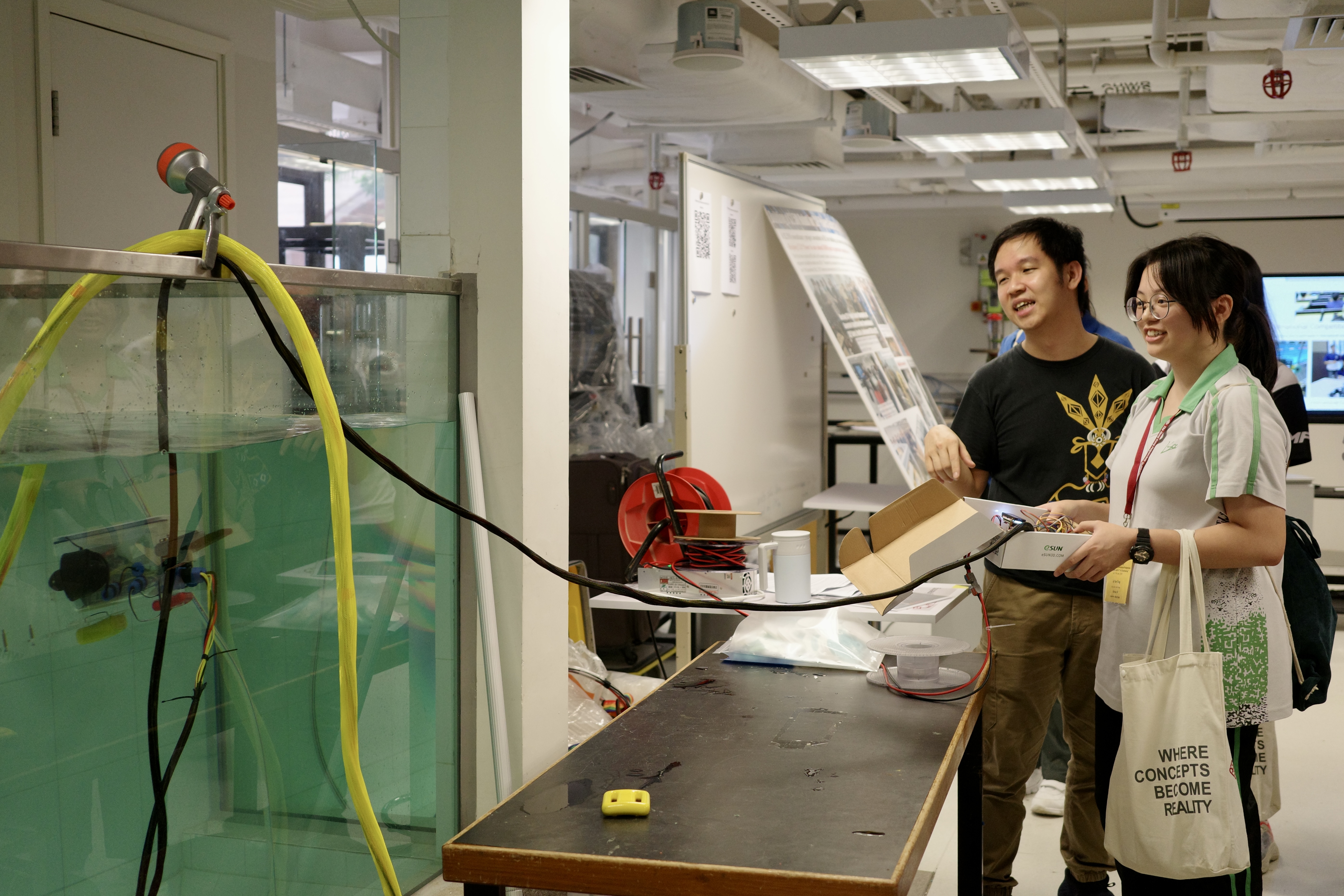 Lab Visiting - Students Engage with Engineering Projects and Underwater ...