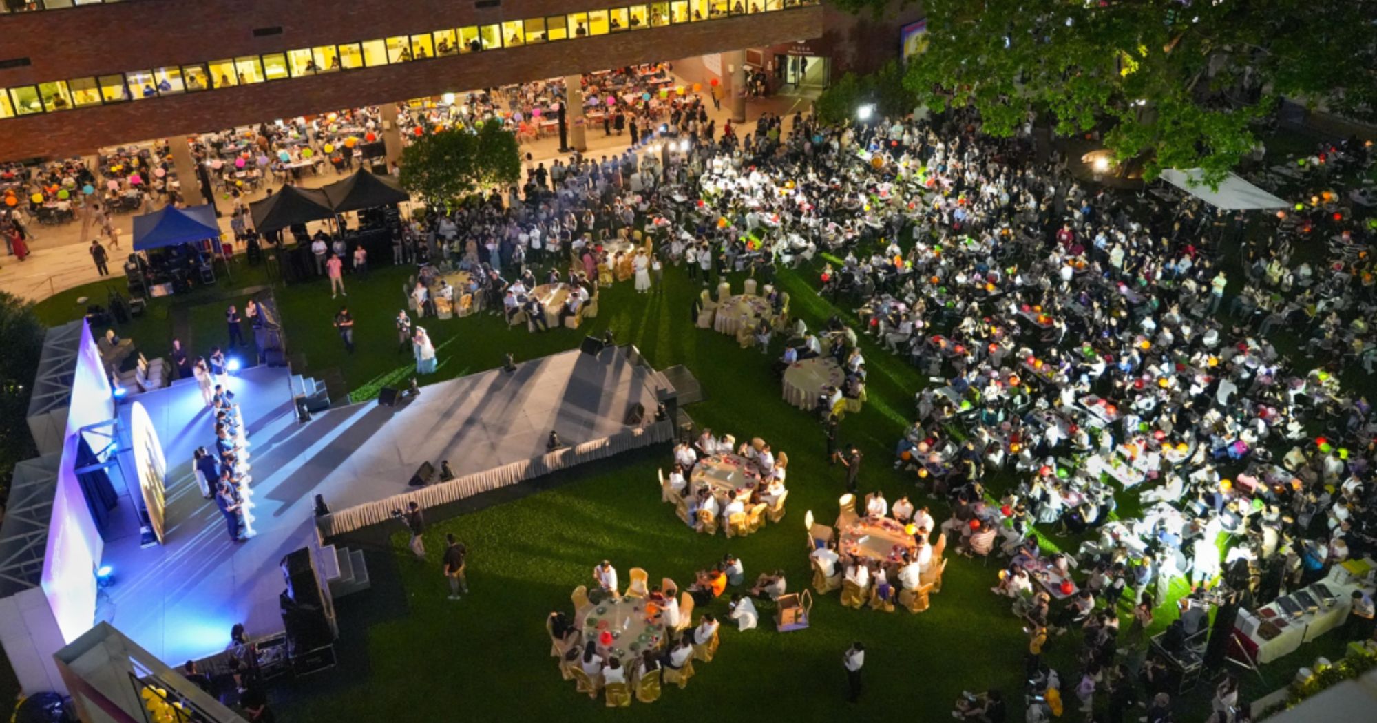 PolyU Mid-Autumn Festival Gala Akkmore Mooncakes | Department of Food ...