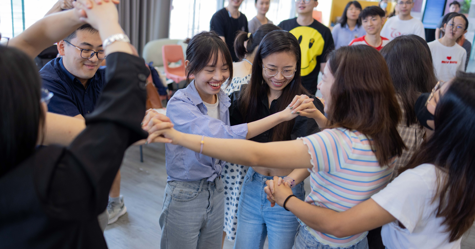 Research Postgraduate Summer School 2023: Unforgettable Bonds and ...