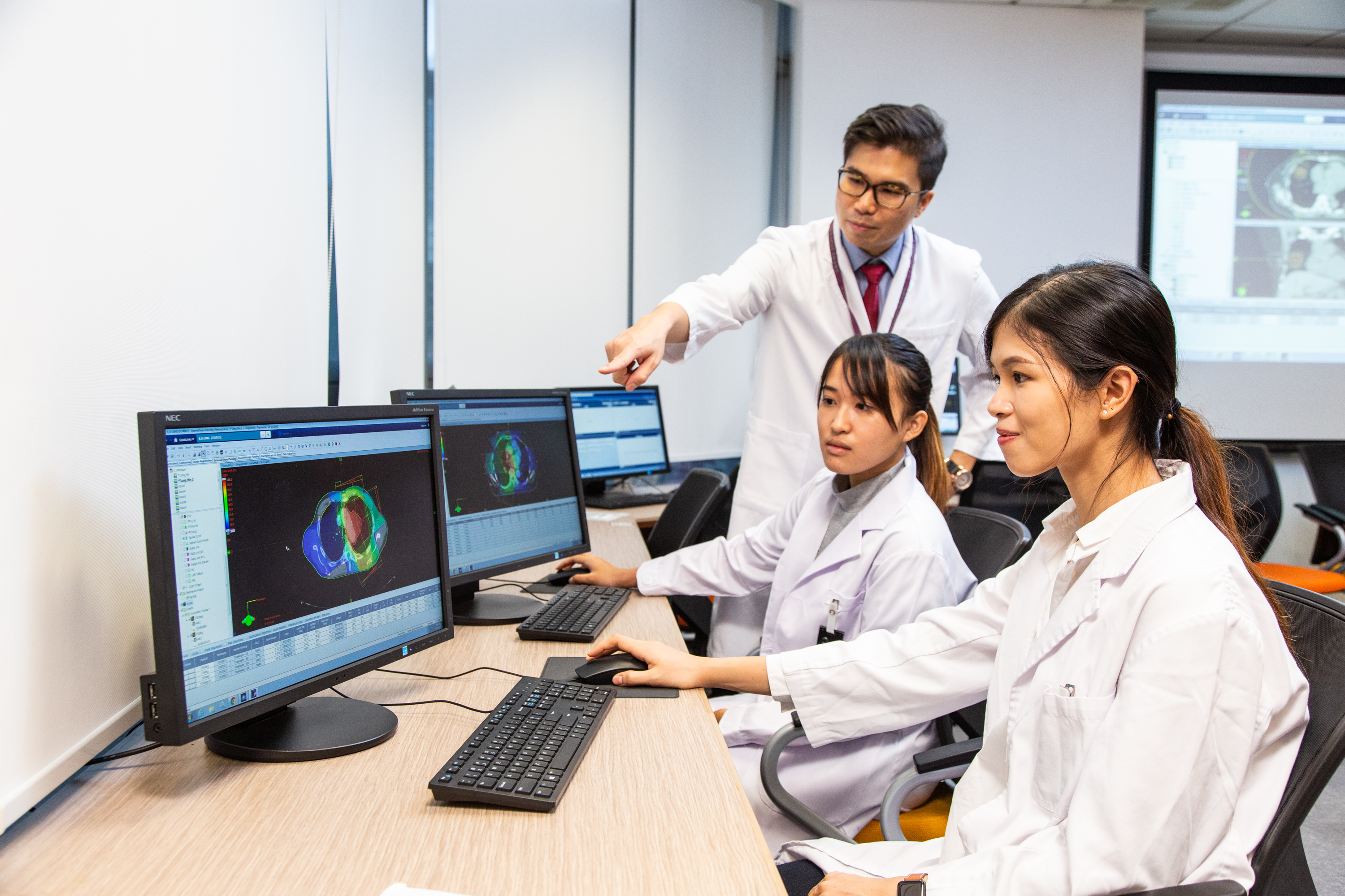 Radiotherapy Planning and Treatment Simulation Laboratory | Department ...