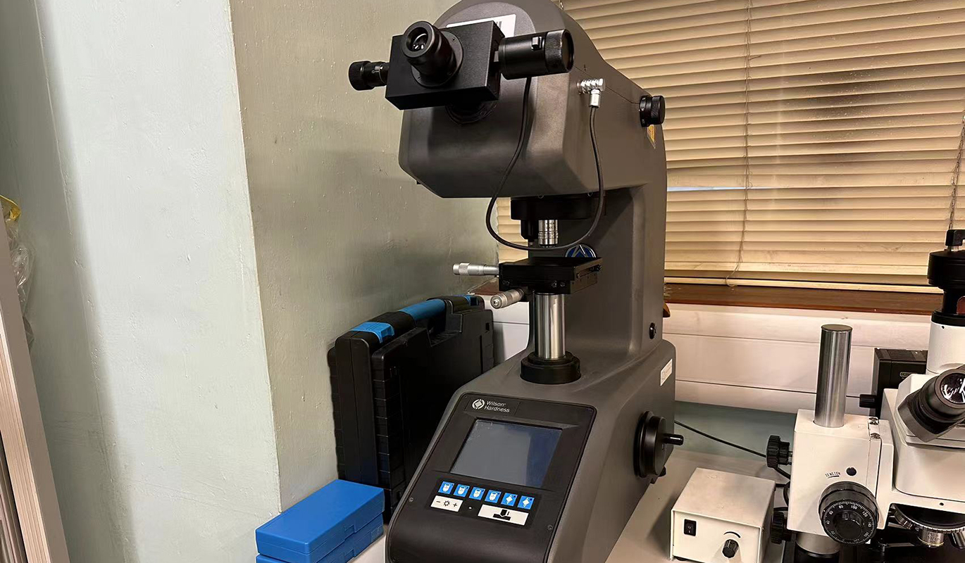 Vickers Micro-Hardness Tester | Industrial Centre