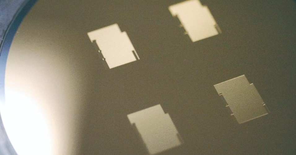 Advanced Micro Mold Cavity Manufacturing Technique | Knowledge Transfer ...