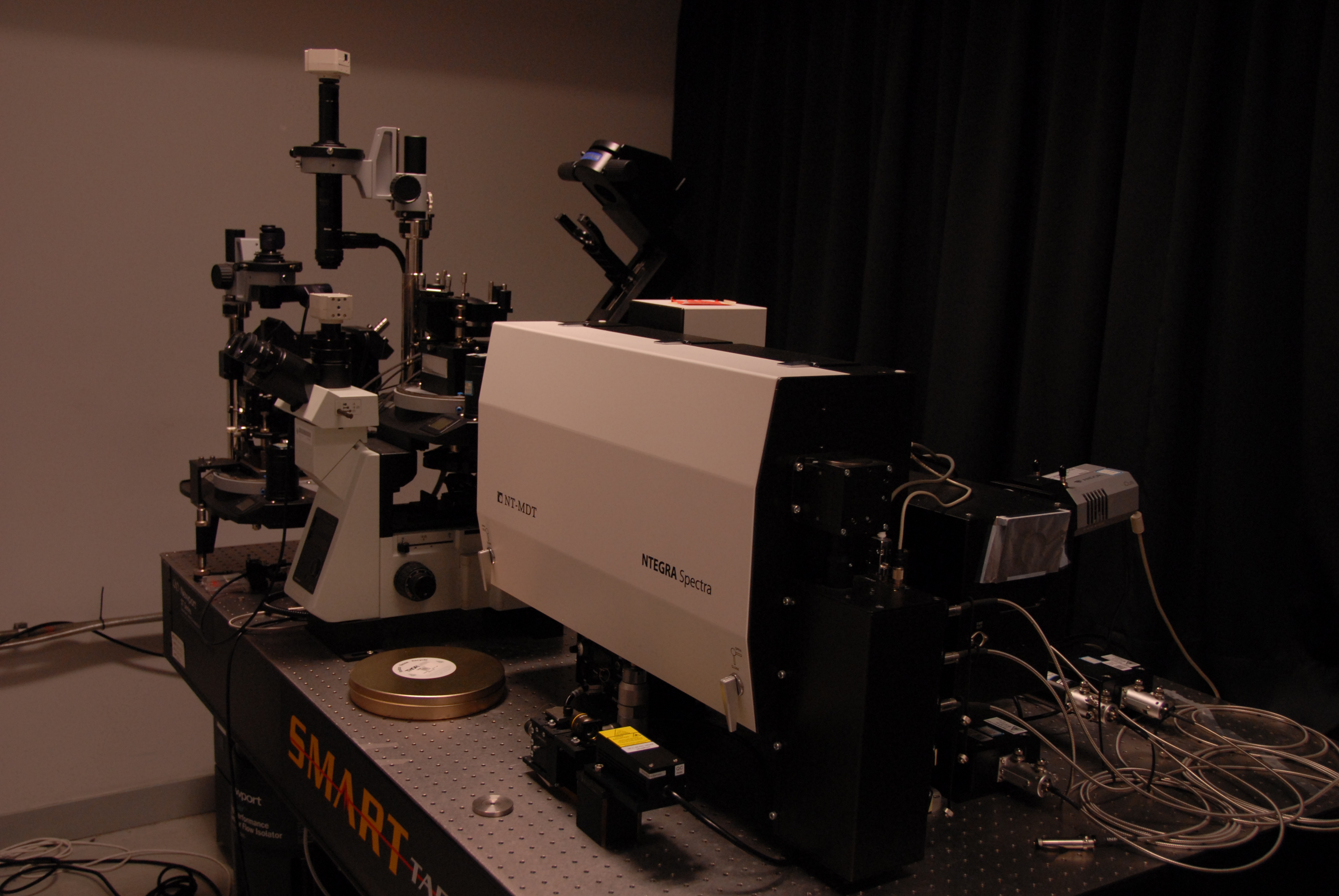 Rigaku SmartLab 9kW X-ray Diffractometer | Research Equipment and ...