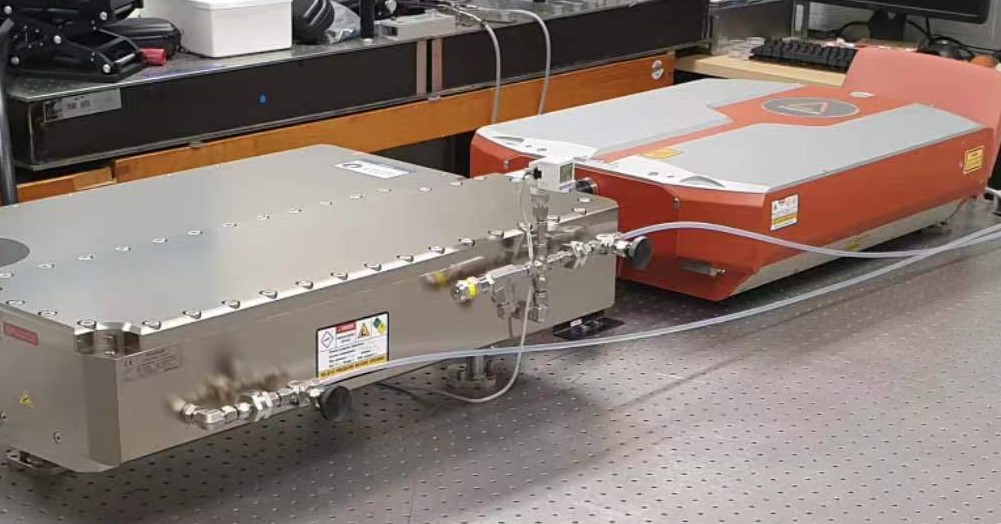 Femtosecond-laser pump-probe system | Research Equipment and Facilities
