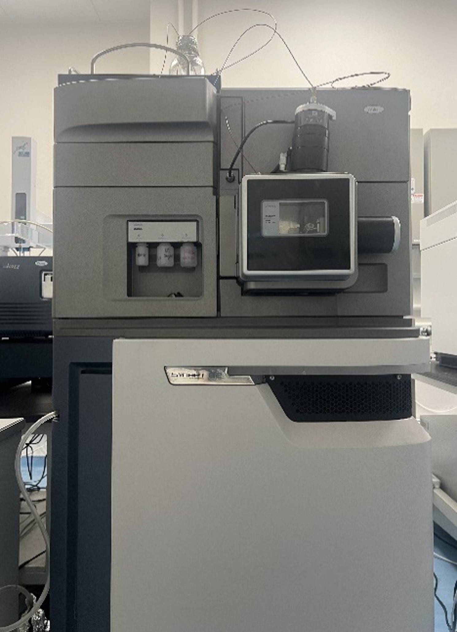 Waters Synapt G2 Ion Mobility Quadrupole Mass Spectrometer | Research ...