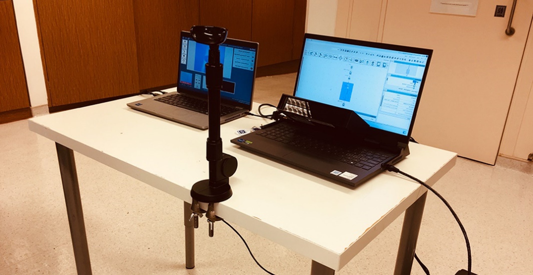 The EyeLink Portable Duo | Research Equipment and Facilities