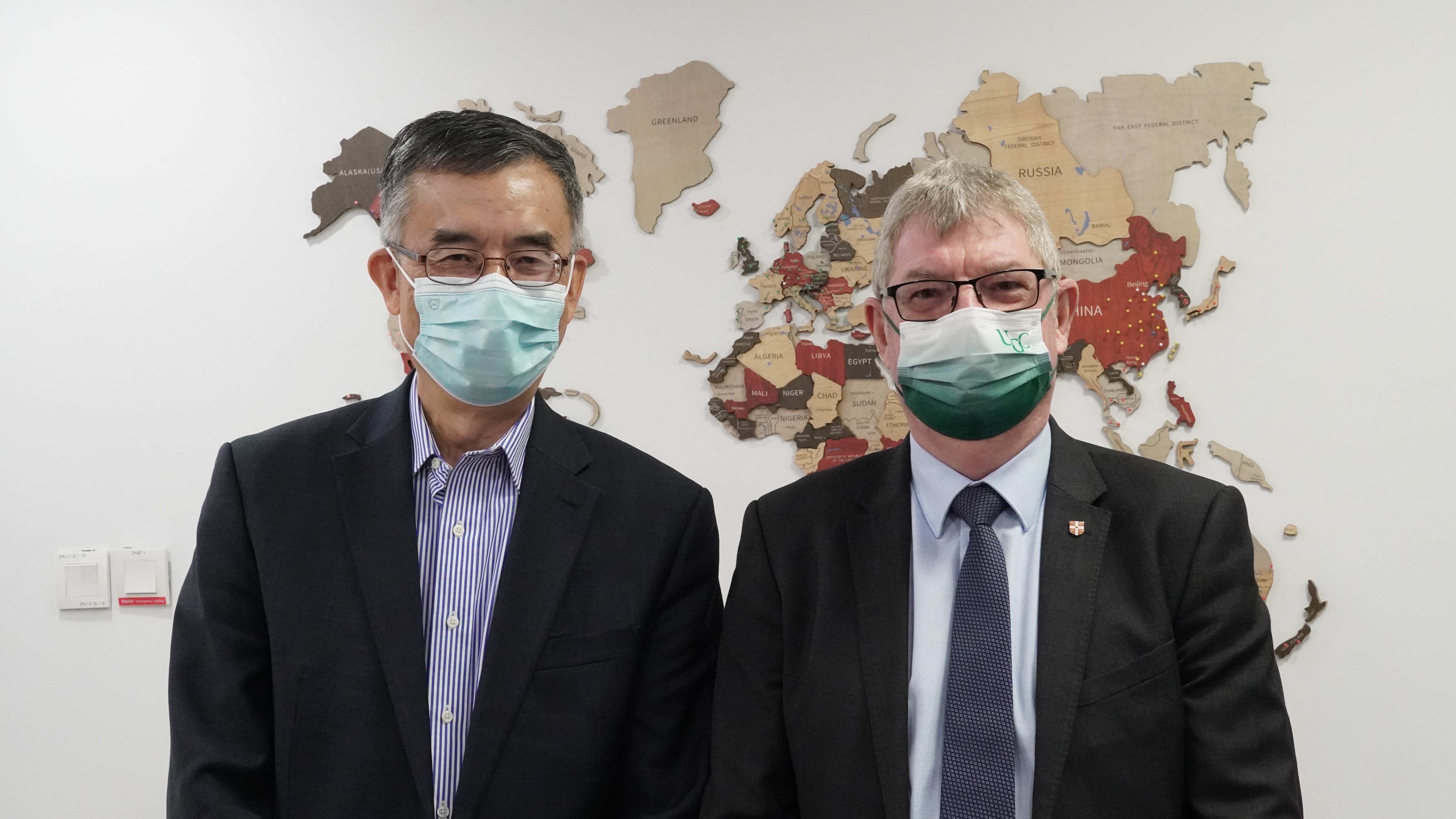 A dialogue with Professor David CARDWELL of Cambridge | PolyU Academy ...