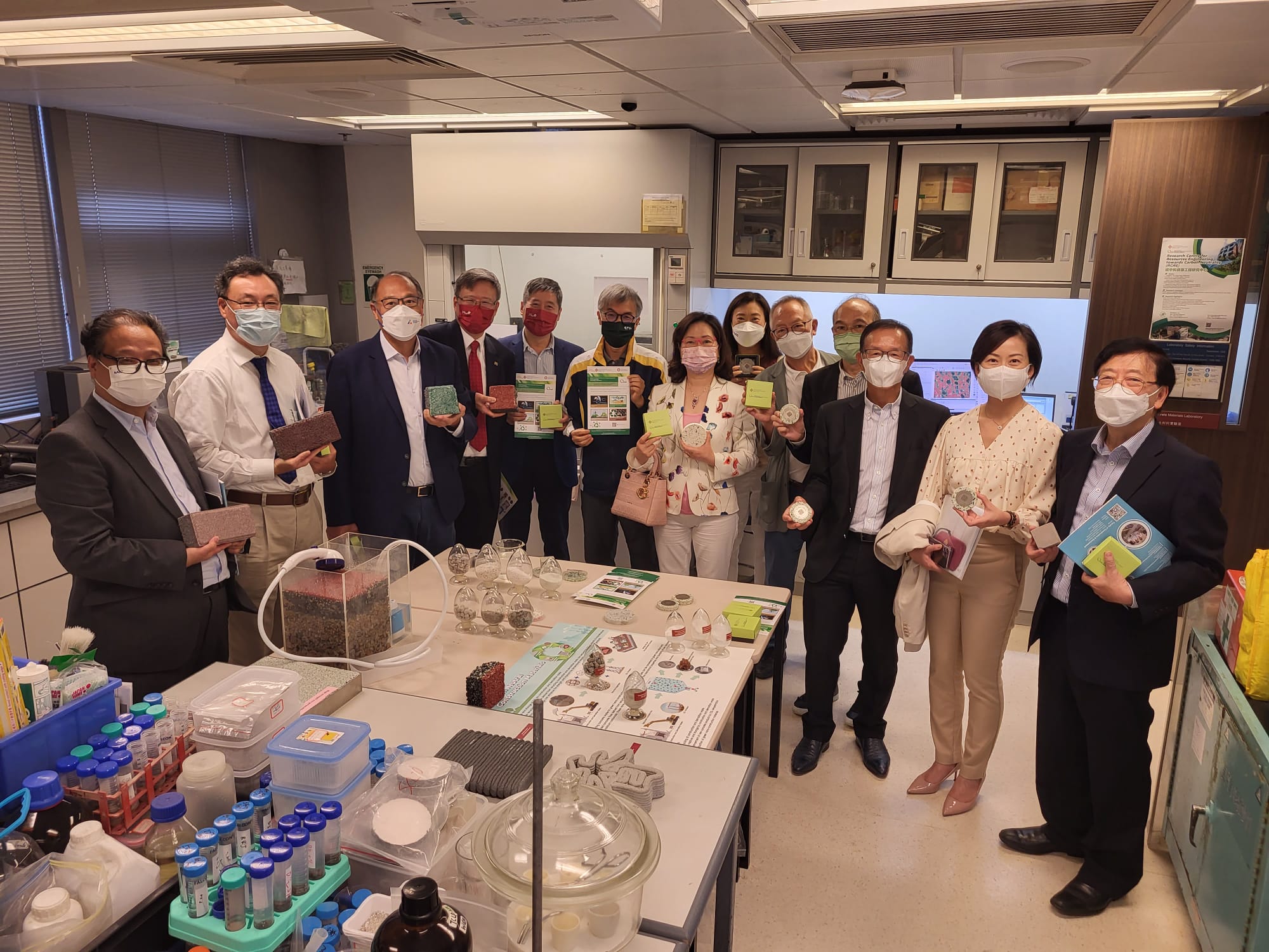 Lab Visit Programme for PolyU Court Members | Research Centre for ...