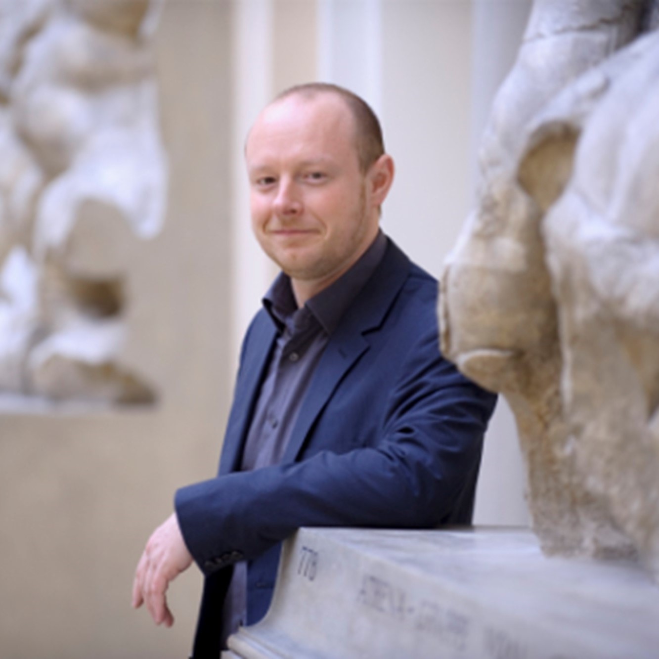 Dissecting the neurocomputational roles of the social brain ...