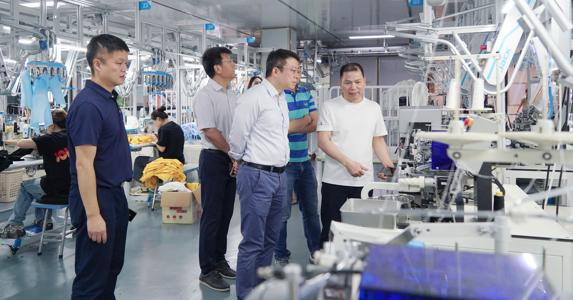 Visit to Qingyuan Textile and Fashion Industry Transfer Park | School ...