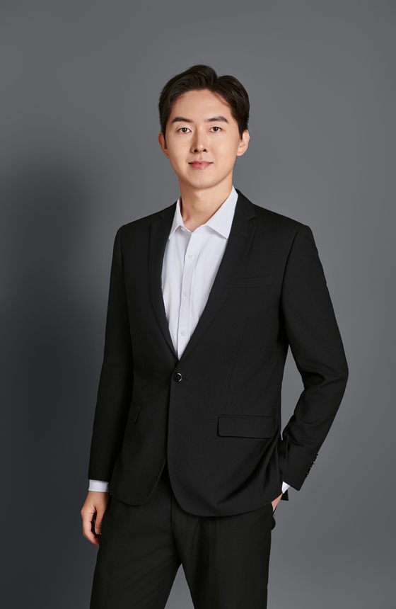 Academic Staff | School of Fashion and Textiles