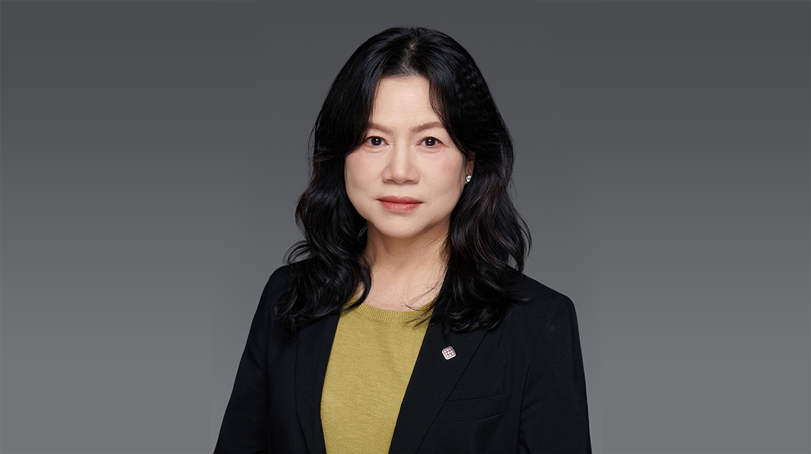 People | School of Hotel and Tourism Management