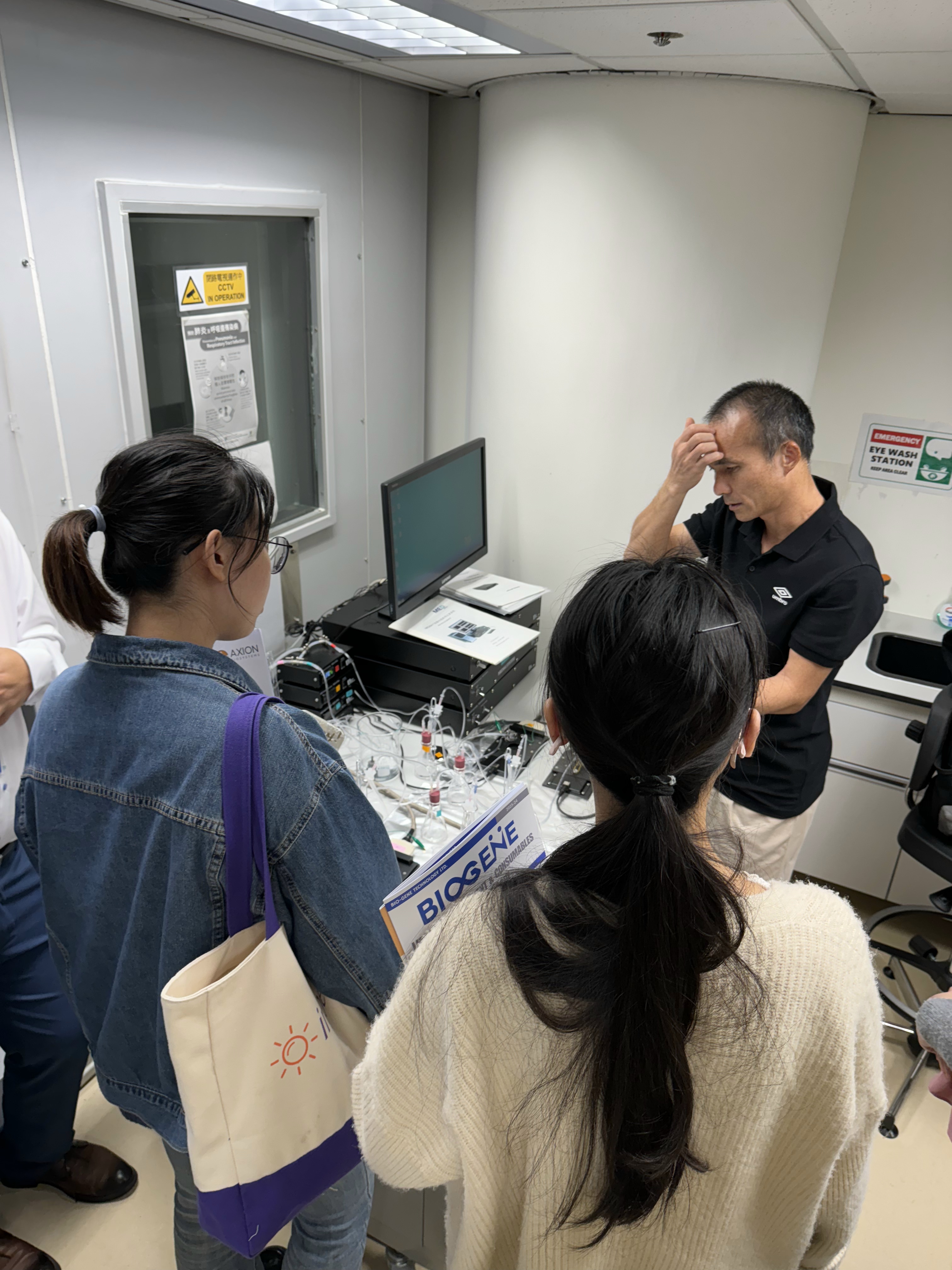 Photo album of MED64 Workshop | UBSN