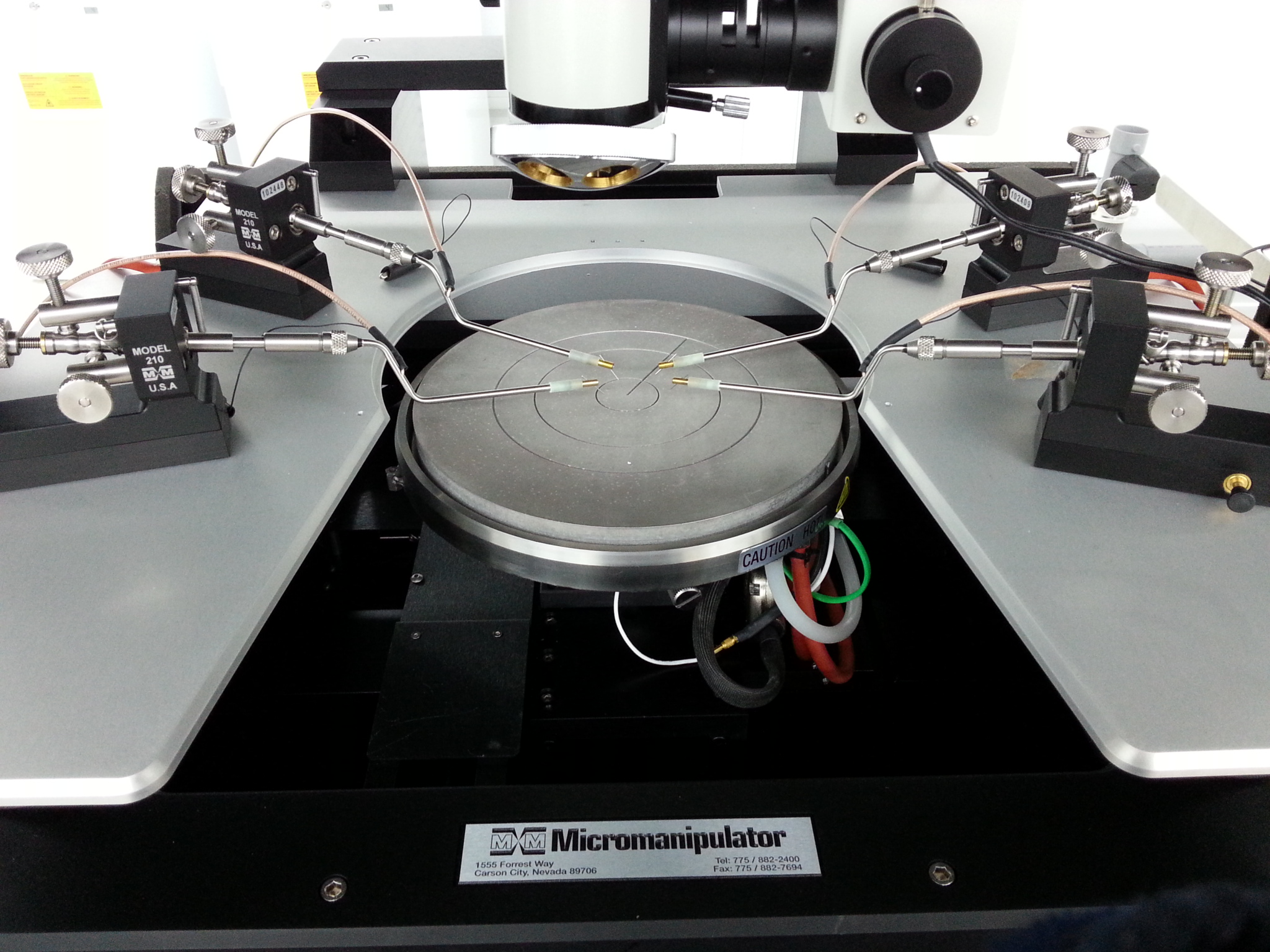 Probe Station with Semiconductor Parameter Analyzer | UMF